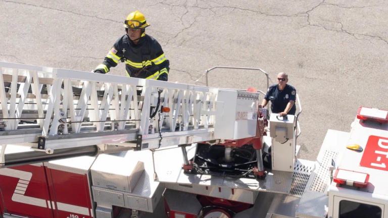 '9-1-1' actor Elijah M Cooper unpacks Harry's scary stunt and joining ...