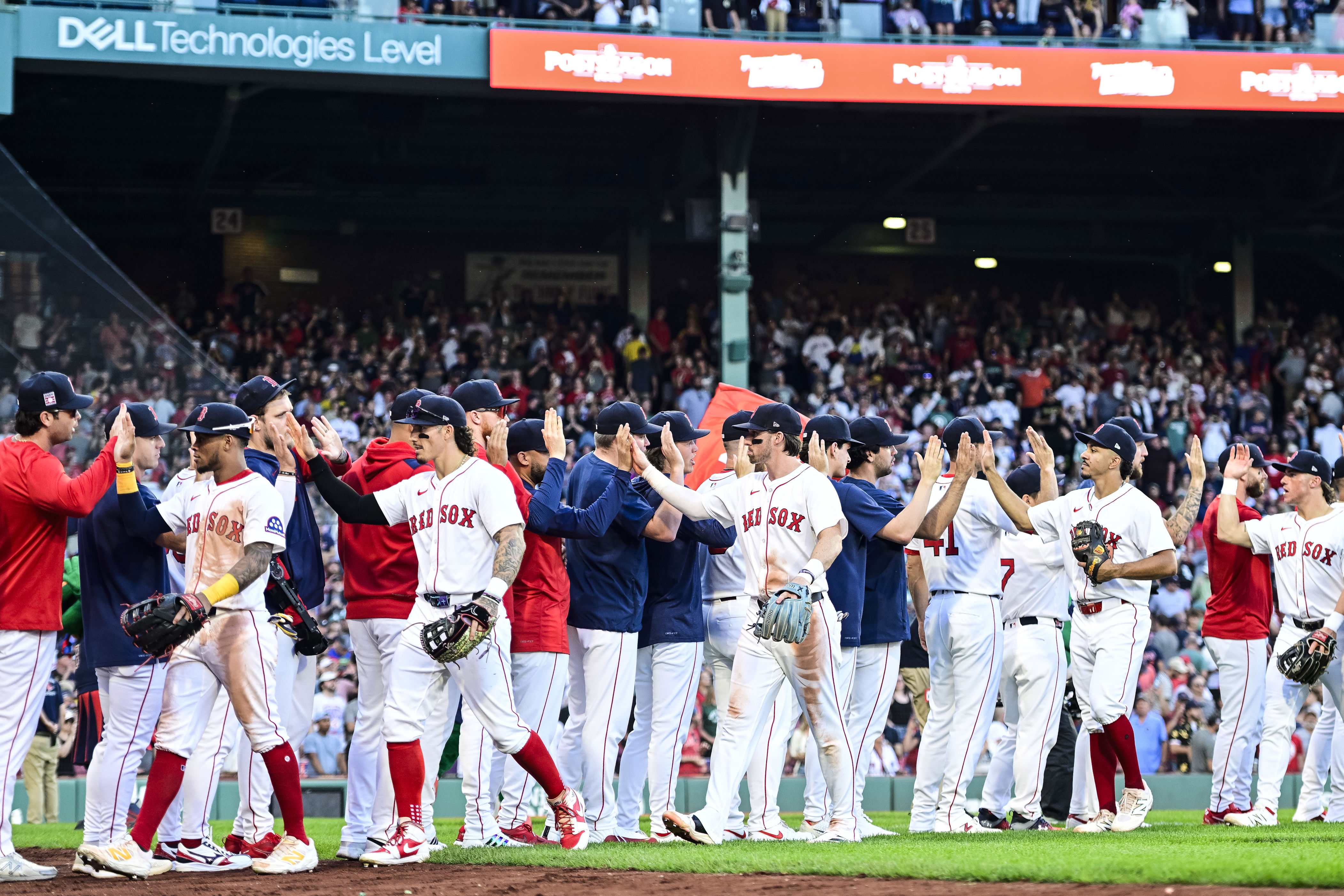 Red Sox in serious trade talks after Ranger Suárez signing: report