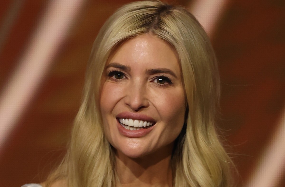 Ivanka Trump celebrates Jared Kushner's birthday in stunning corset ...