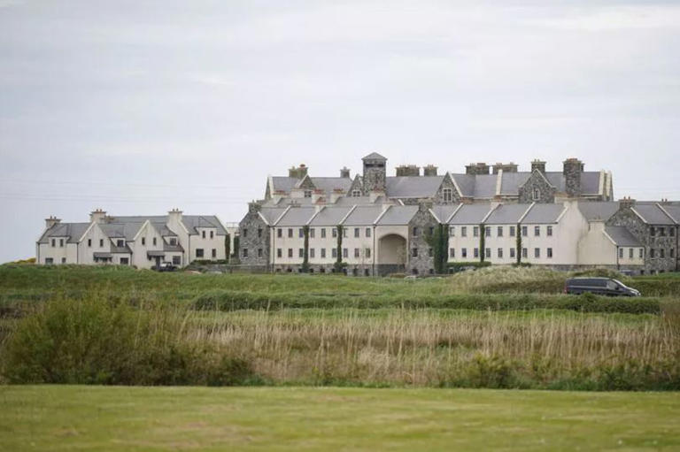 Donald Trump and Air Force One land in Ireland hours after suspicious ...