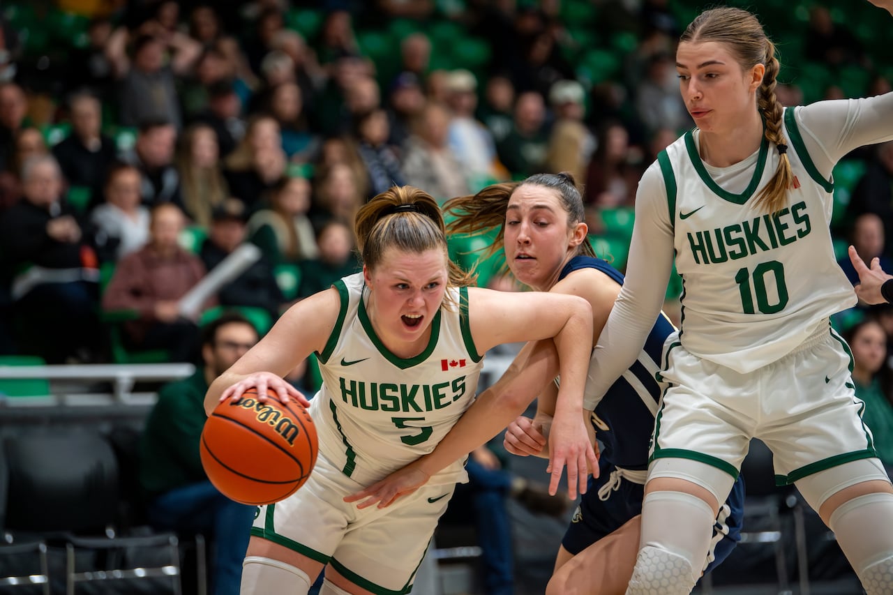 No. 1-ranked U of Sask. Huskies riding 44-game win streak that ...