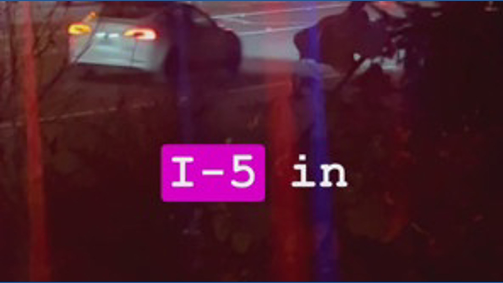 Bus involved in multi-car crash on SB I-5 in Federal Way