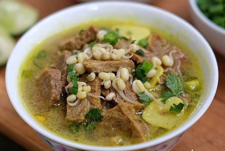 Resep soto daging sapi kuah bening, kuah gurih dan hangat untuk cuaca ...