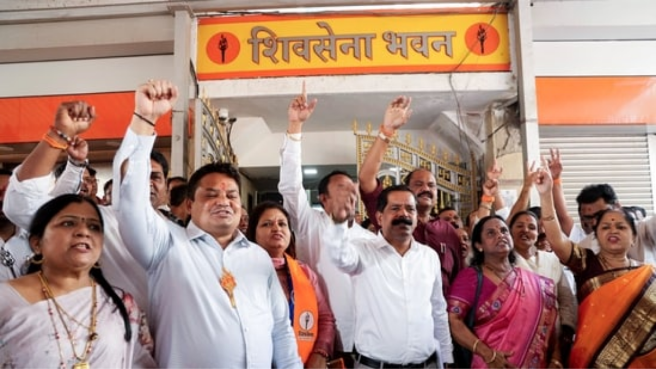 ‘BJP doesn't have any ST women corporators’: BMC mayor quota lottery ...