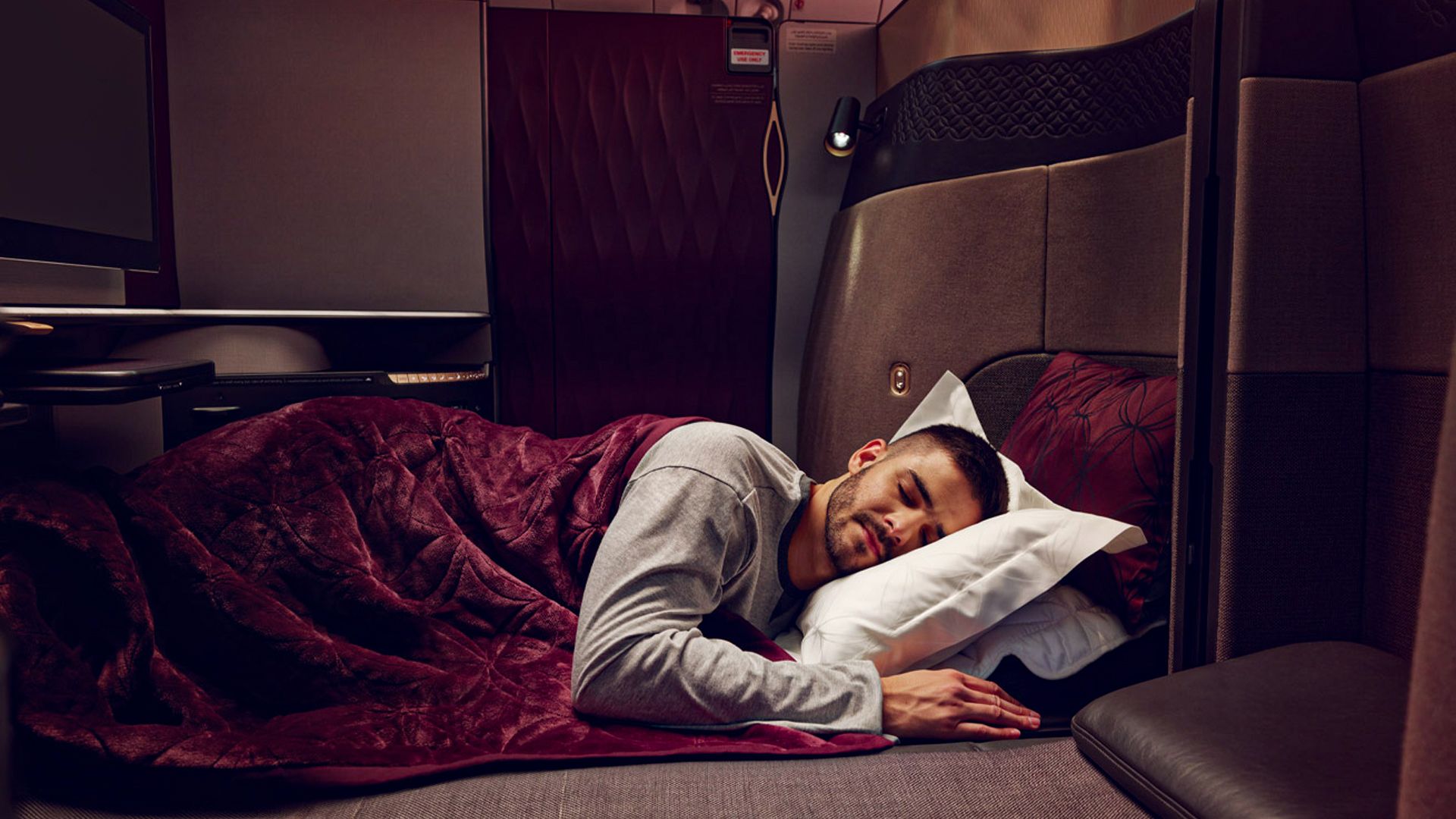 Which airlines provide pajamas in business class?