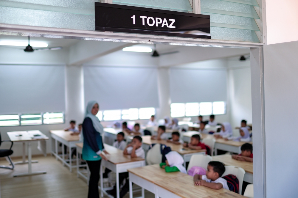 Govt to boost teacher numbers as Year One surge looms under new ...