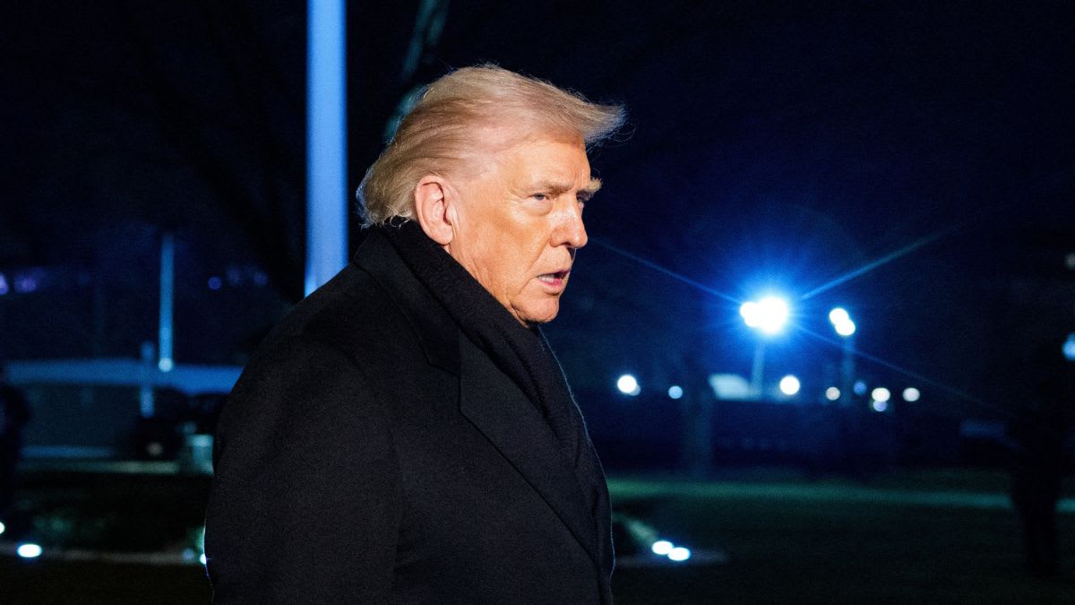 Trump shifts with middle-class voters