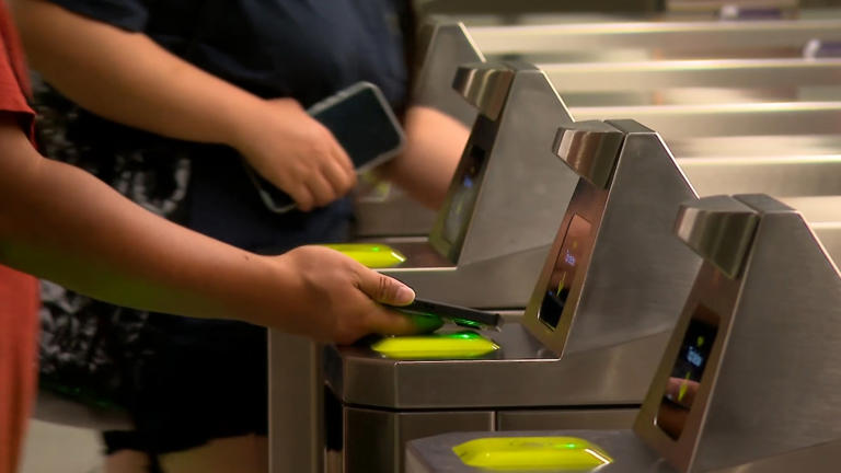 Trials for contactless myki cards to begin