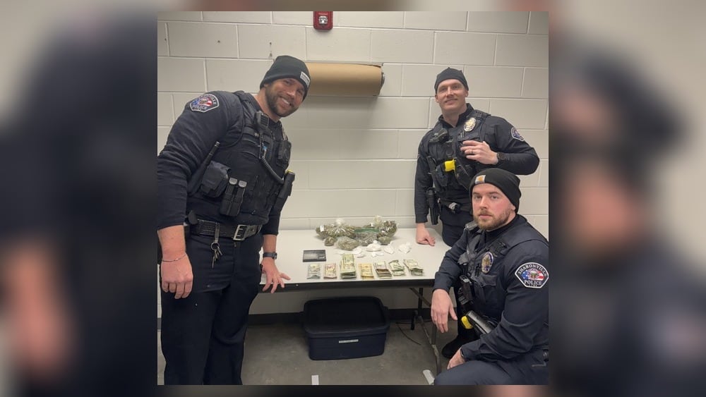 Officers seize fentanyl, meth, marijuana during Ohio drug bust; 2 in ...