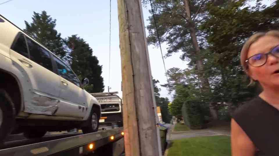 Karen protests as police approve the tow anyway