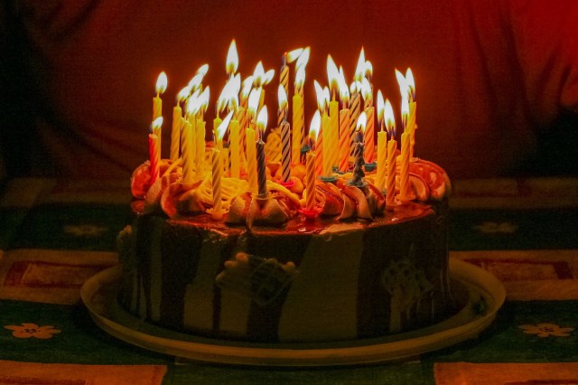 Minimalist faces major dilemma over friend's birthday present: 'I feel ...