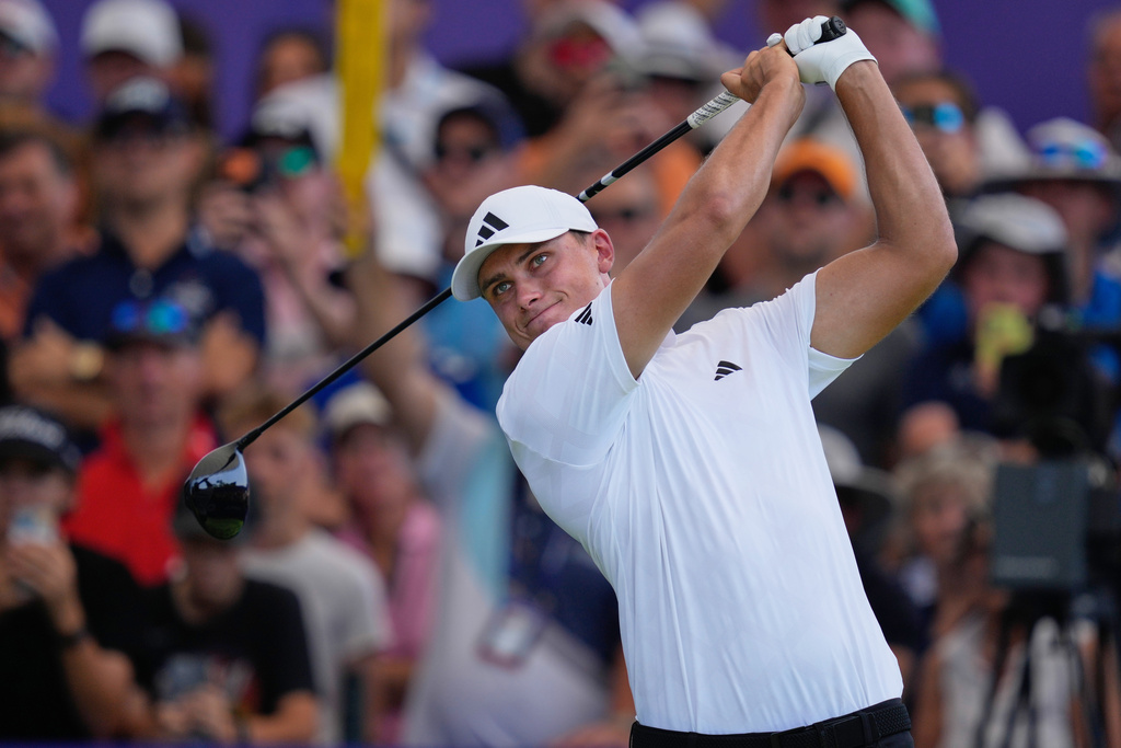 Åberg och Norén långt bakom Scheffler & Co