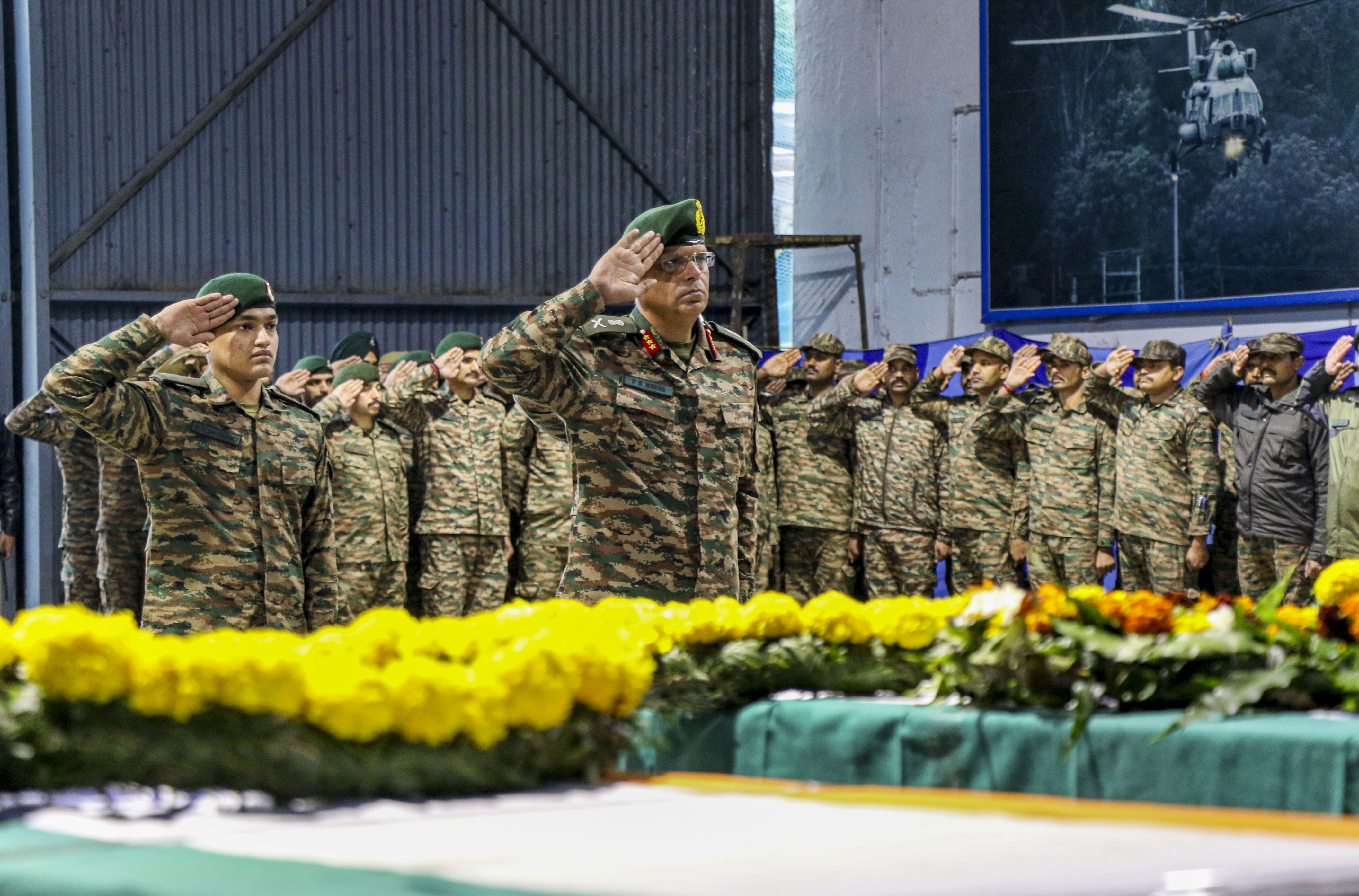 Army pays tributes to 10 soldiers killed in road accident in Jammu