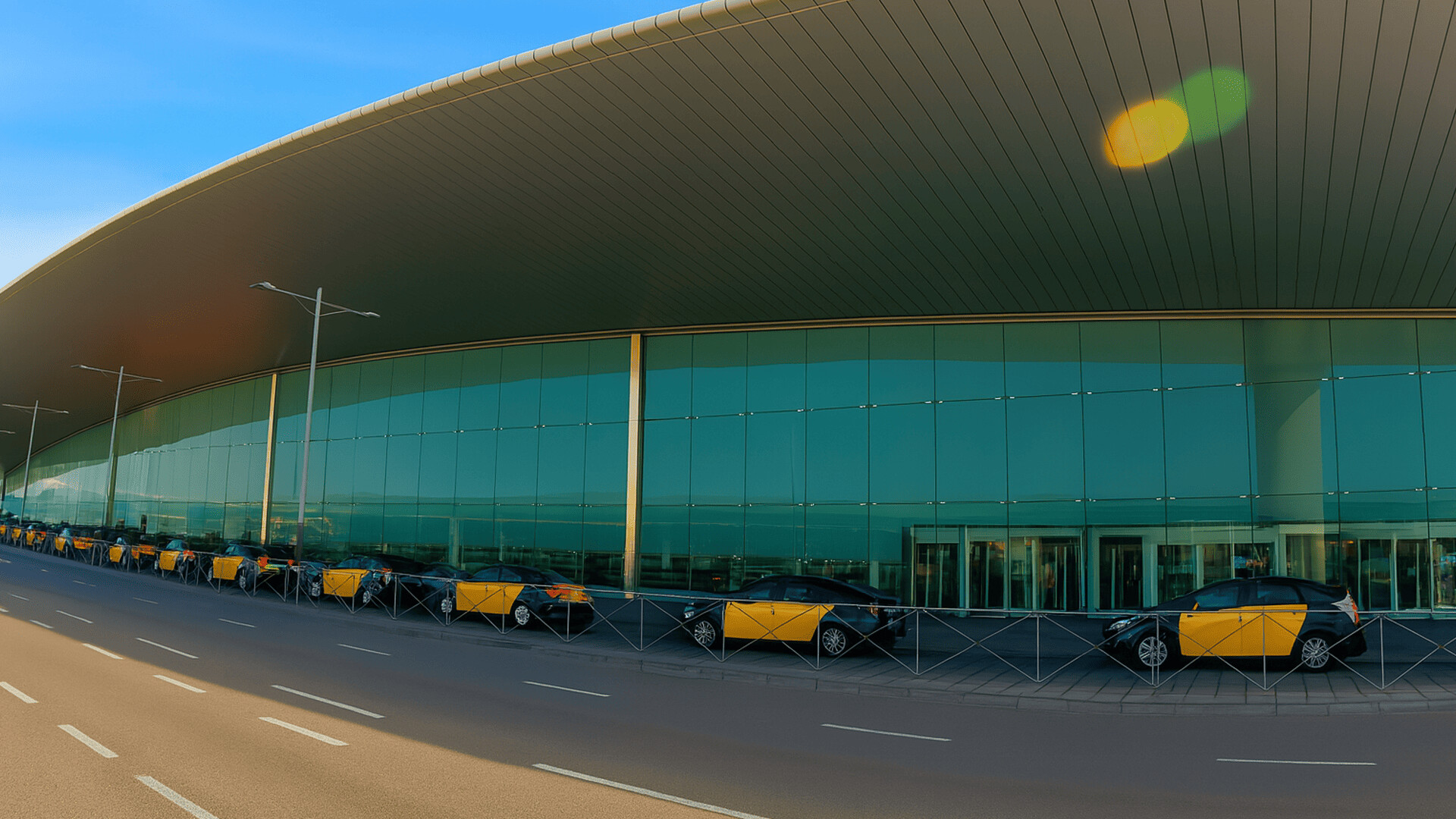 Jak wygląda terminal 1 na lotnisku Barcelona El Prat?