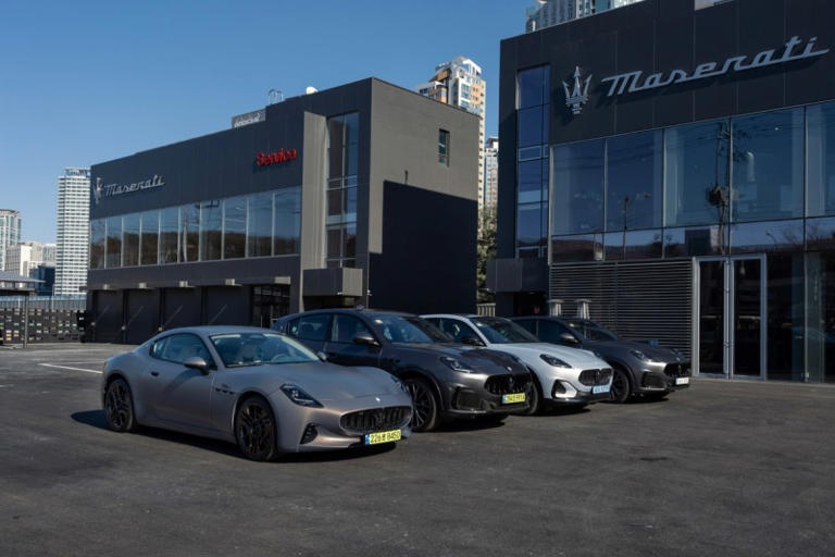 마세라티, 모터스포츠 100주년 첫 신차로 'GT2 스트라달레' 국내 출시