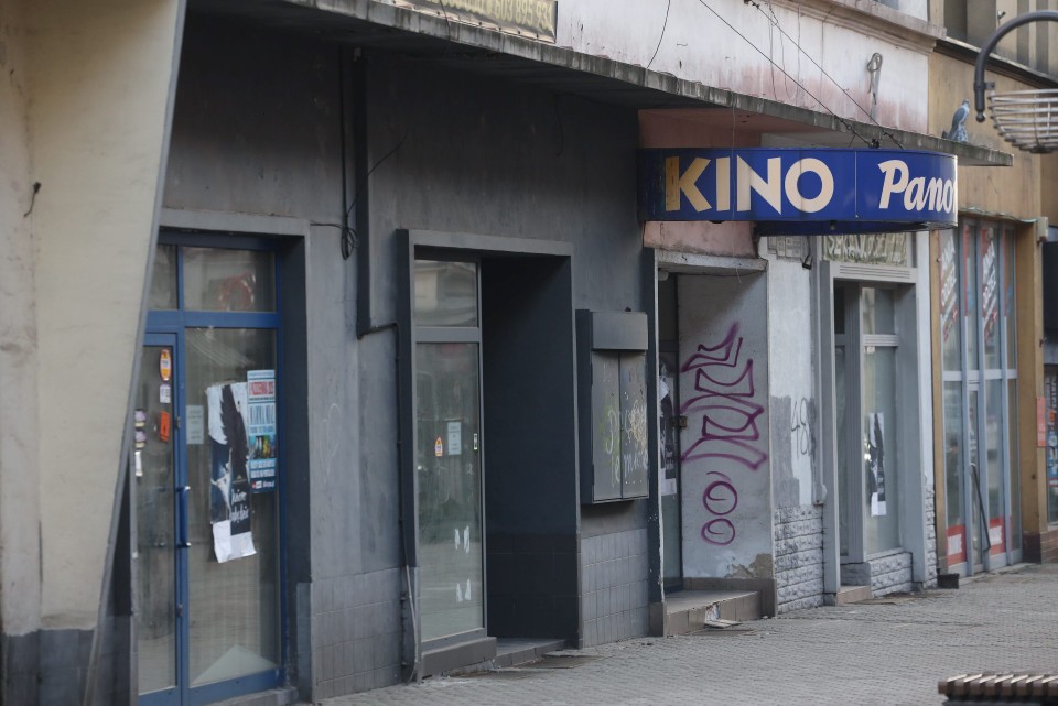 Dlaczego centrum Chorzowa umiera? Smutna galeria pustych witryn na ...