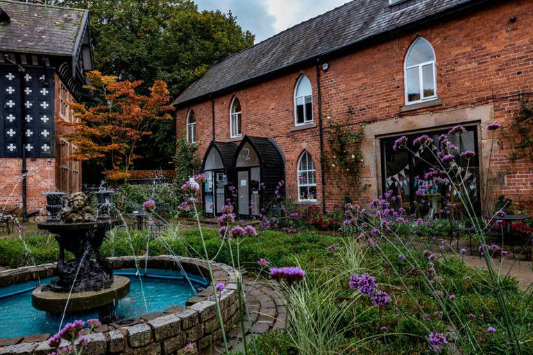 Beautiful manor with haunting history of 'witches' less than an hour ...