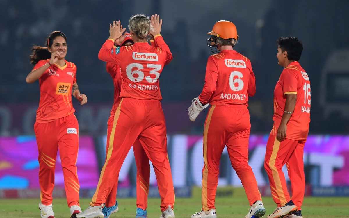 WPL 2026: 'Asked girls to go out and fight hard,' says GG coach Klinger