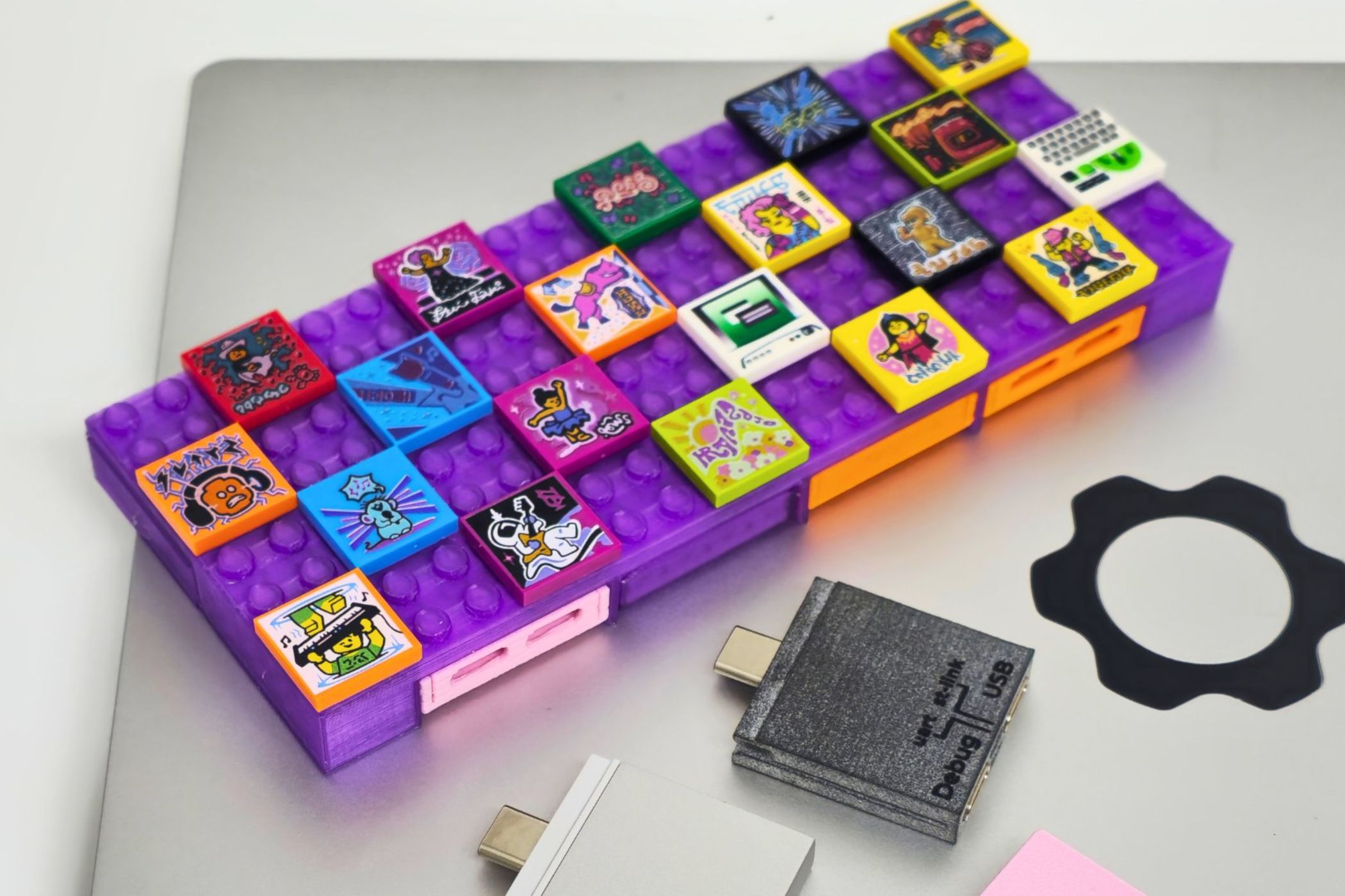 This USB dock that accepts Framework expansion cards should be an ...