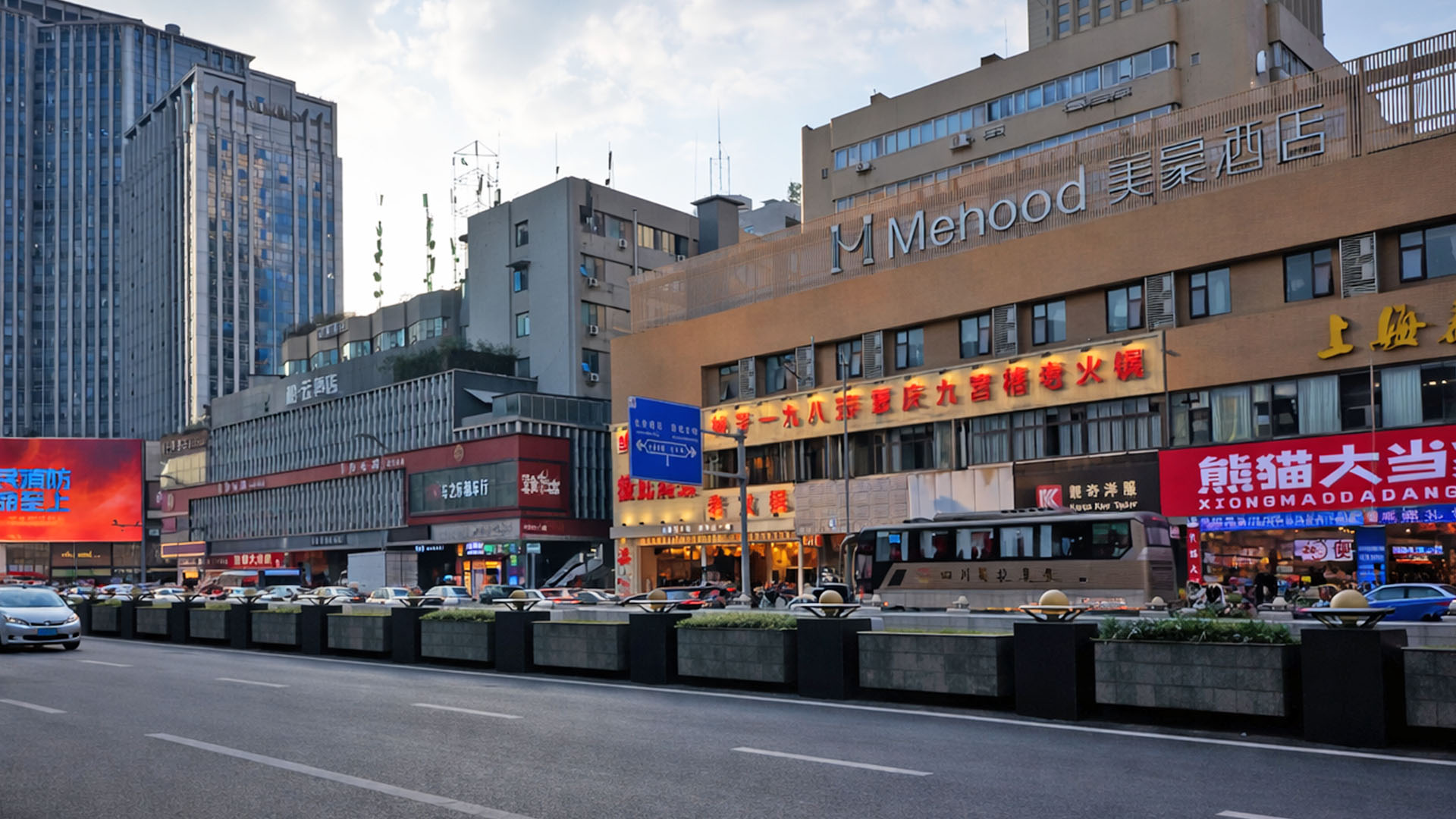 Chengdu street view with local flavors