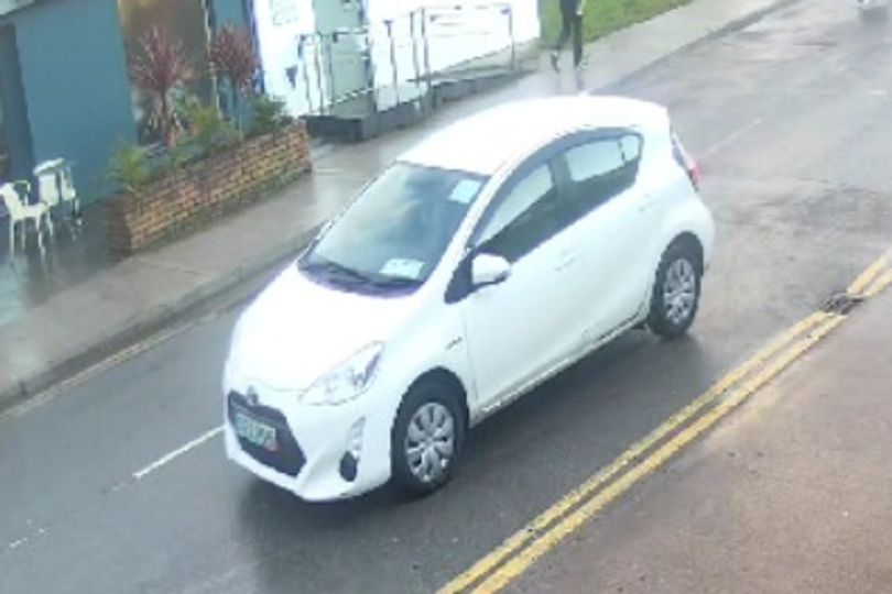 Brazen thief steals delivery driver's car outside Cork Domino's