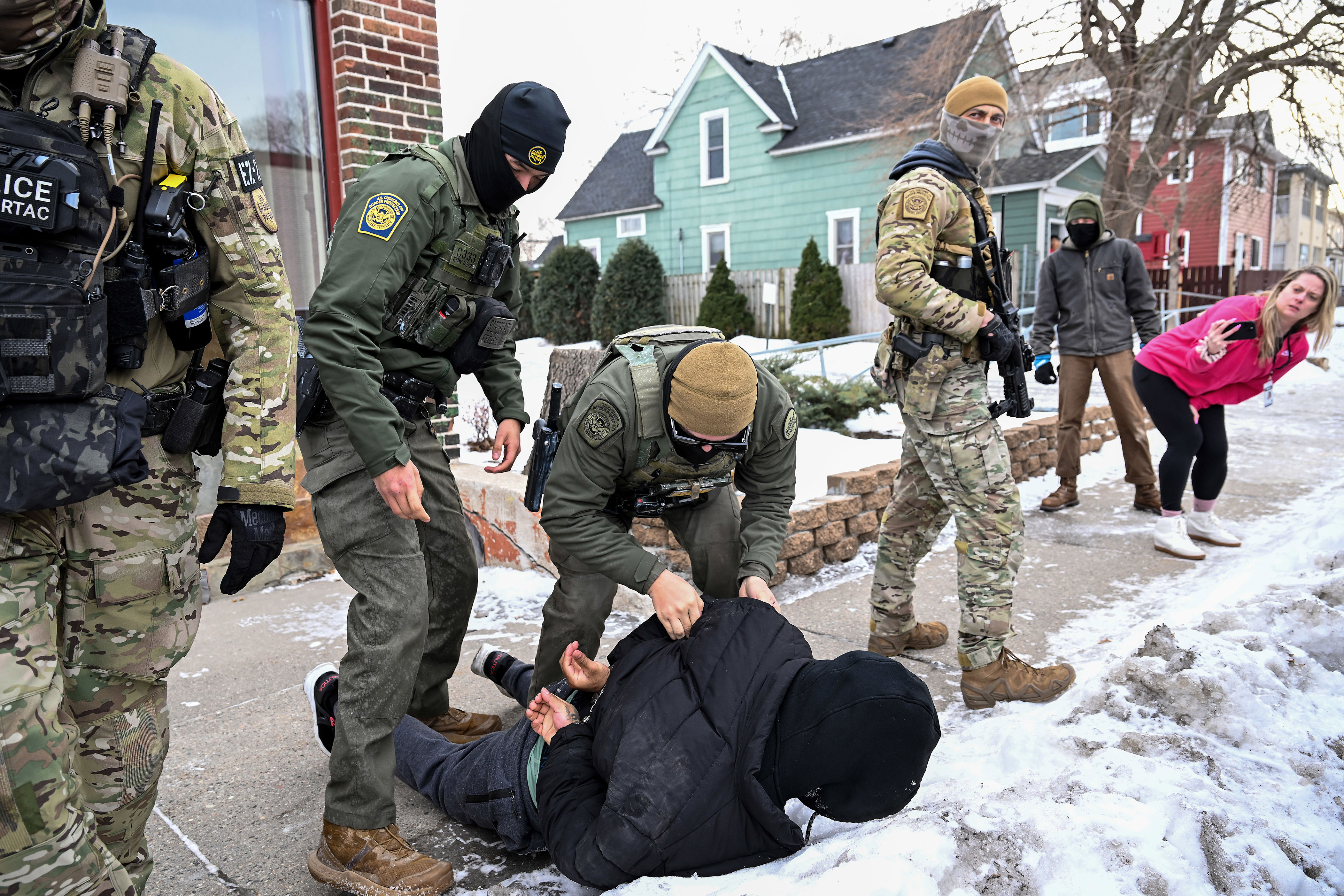 Are ICE agents trained to use deadly force and evade lawsuits?