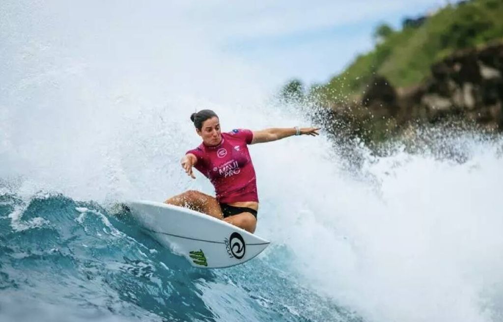 Pro surfer Tyler Wright puts South Coast beach shack on the market