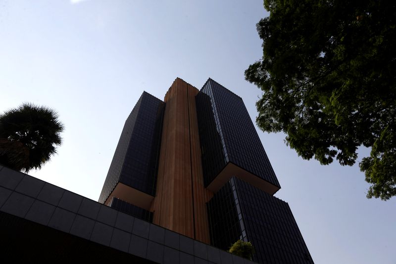 Banco Central de Brasil rechaza reporte sobre presiones a BRB para ...