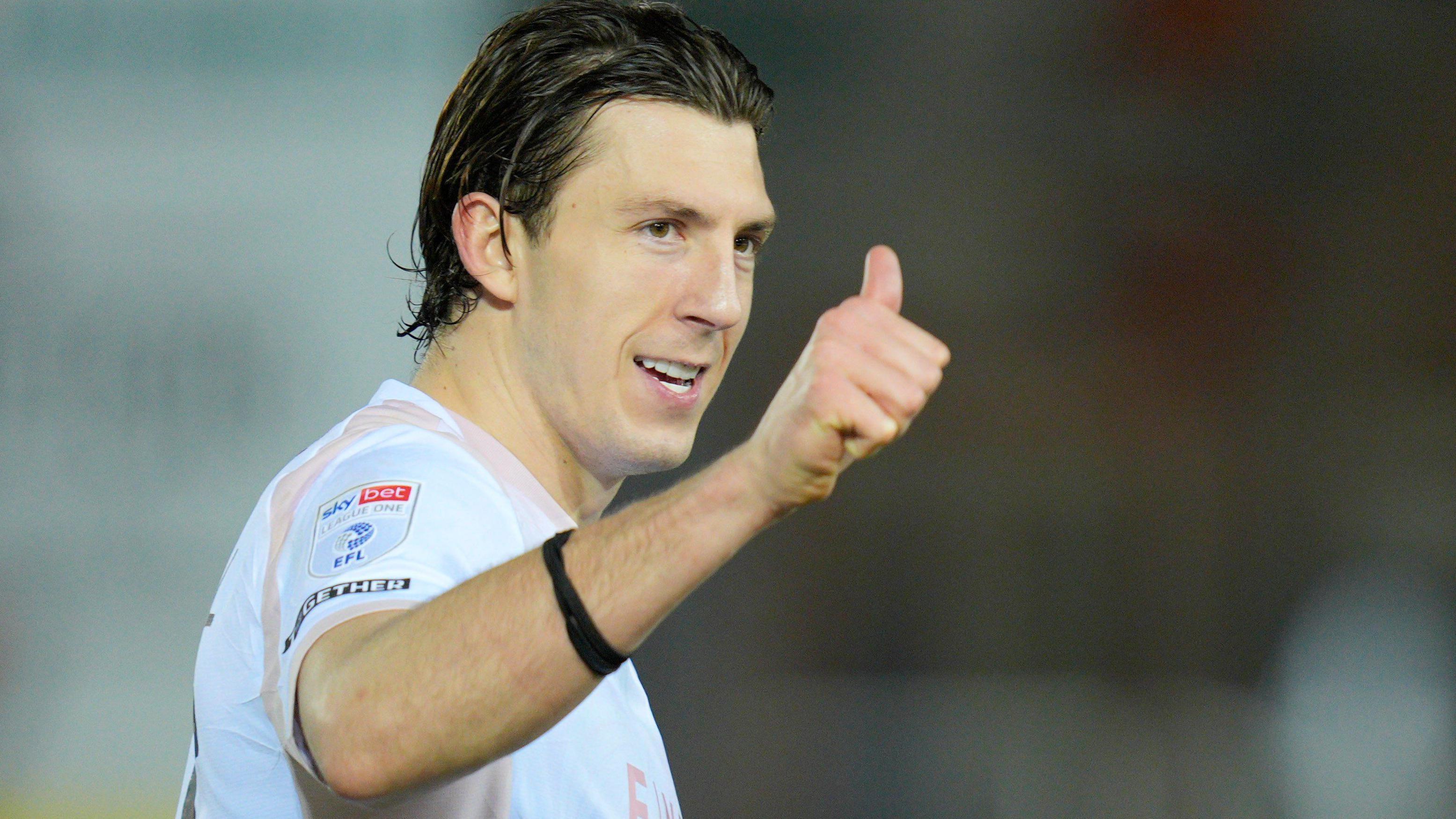 Mitchell has play-off ambition for Plymouth Argyle