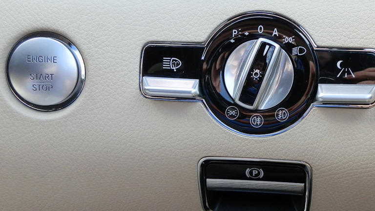 Why automakers are finally killing start-stop engine systems