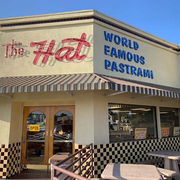 The hat to dip into Vegas market this spring