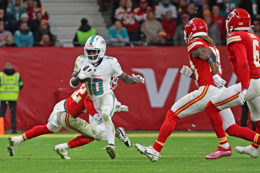Tyreek Hill hints at potential Kansas City Chiefs return following ...