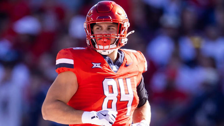 Arizona extends offer to bigtime 2027 tight end