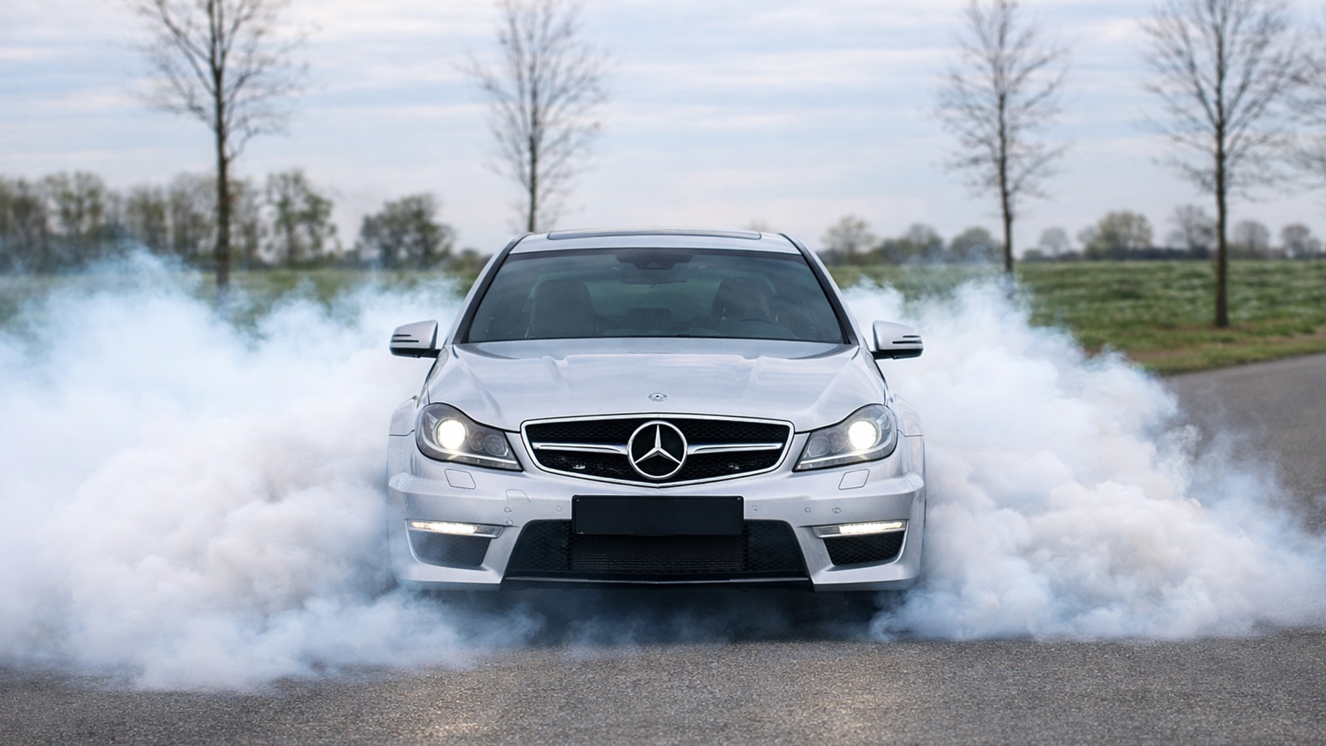 Mercedes C63 shows power with loud acceleration
