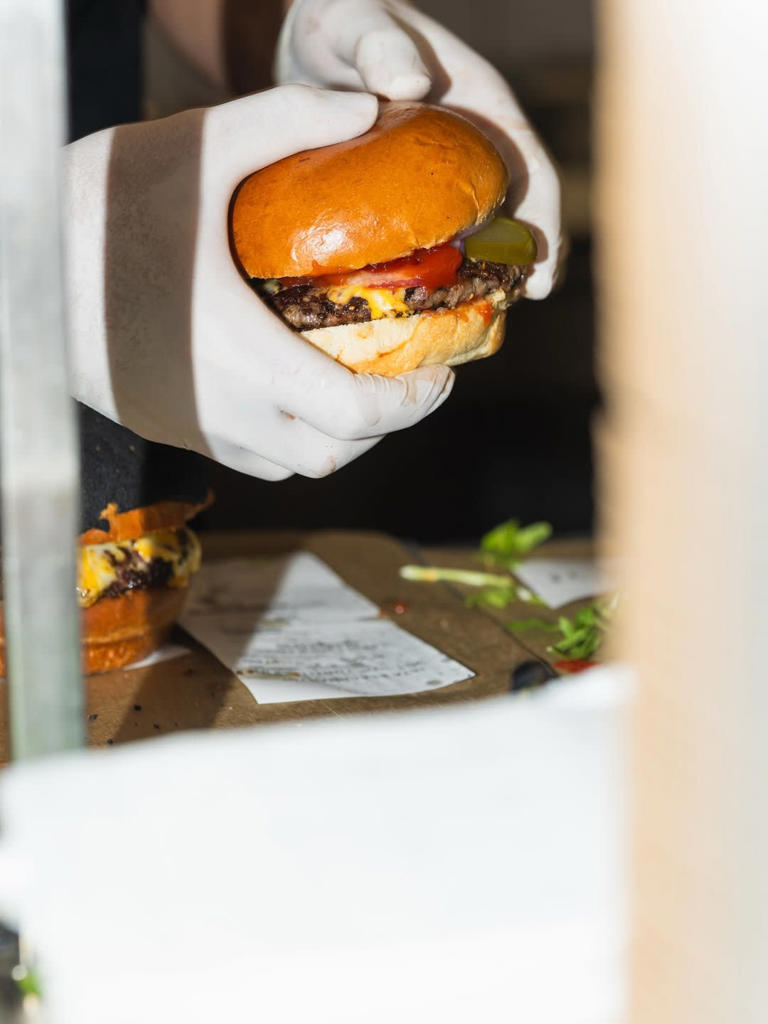 Tel Aviv hamburger chain becomes Israel's latest exit in a NIS 65 ...