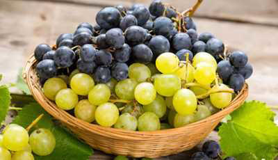 9 DIY fruits face packs to treat oily skin