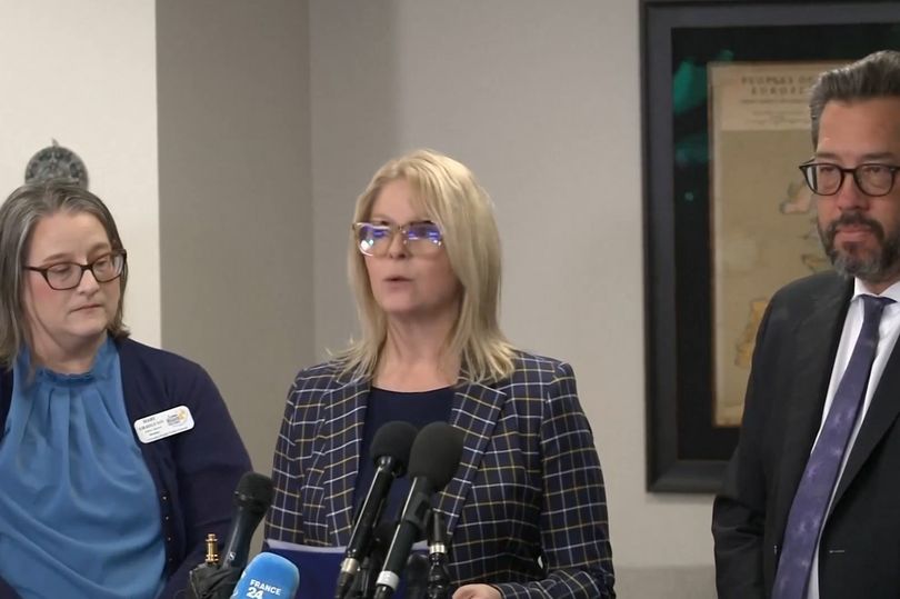 School official says she saw detained 5-year-old's papers as she slams ...