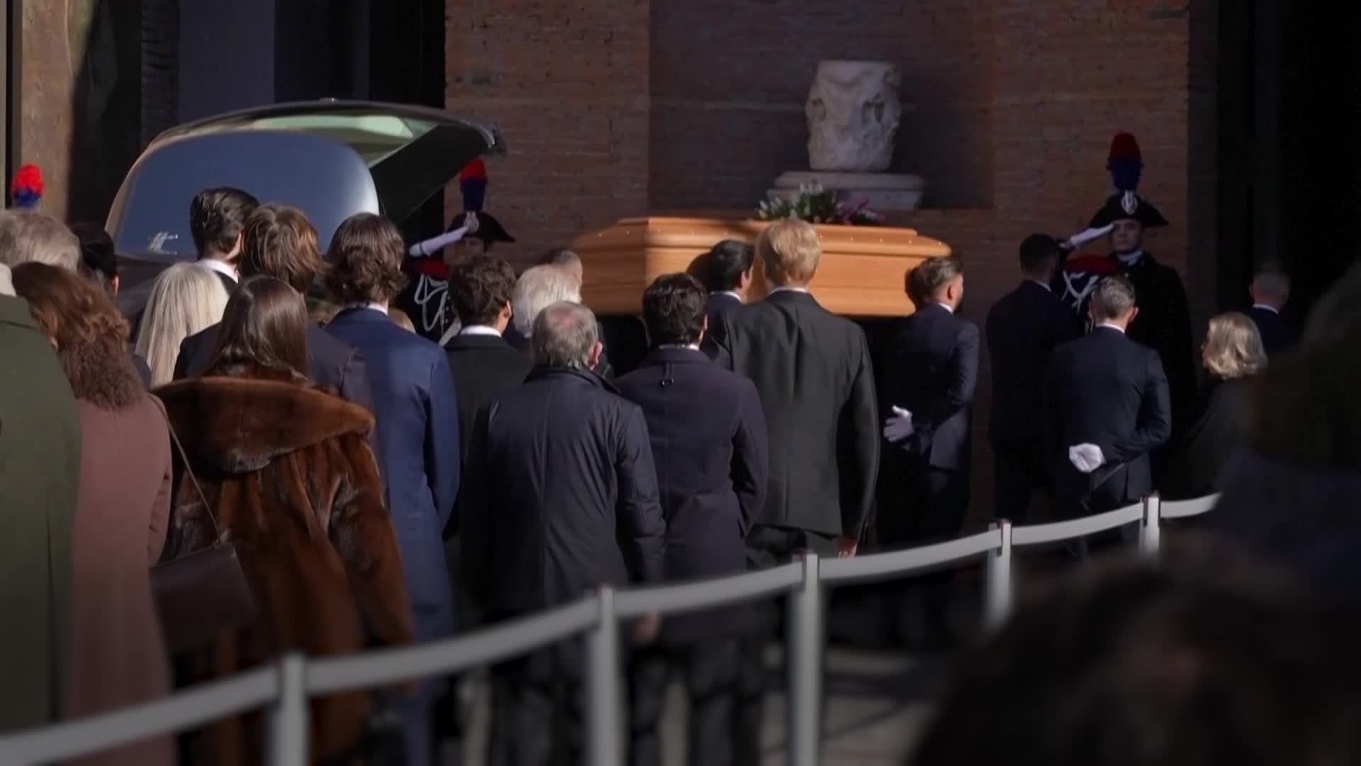 Anna Wintour and Anne Hathaway among mourners at Valentino funeral in Rome