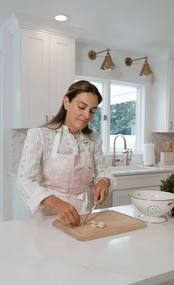 Chicken meatballs stuffed with mozzarella
