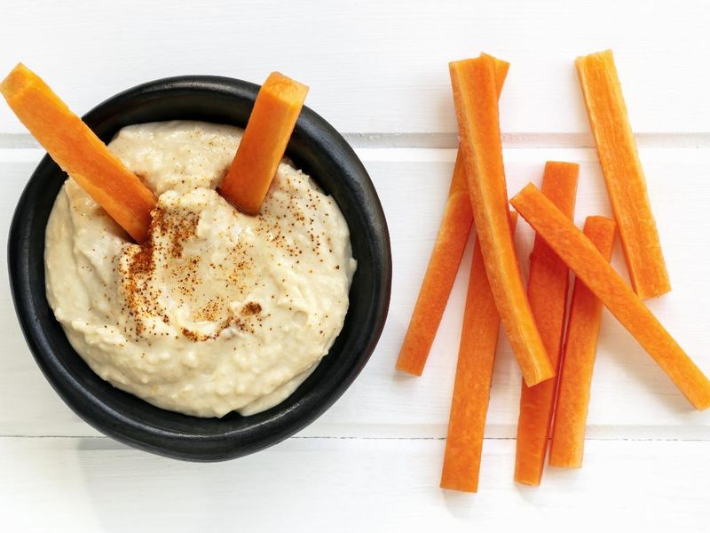 Most women aren't eating enough fibre and these 10 easy snacks can help