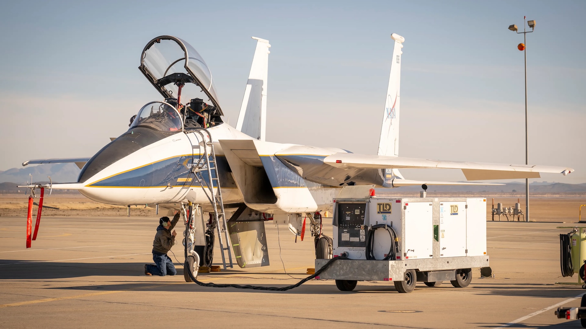NASA’s research jet hits 144 mph with new wing tech that cuts drag and ...