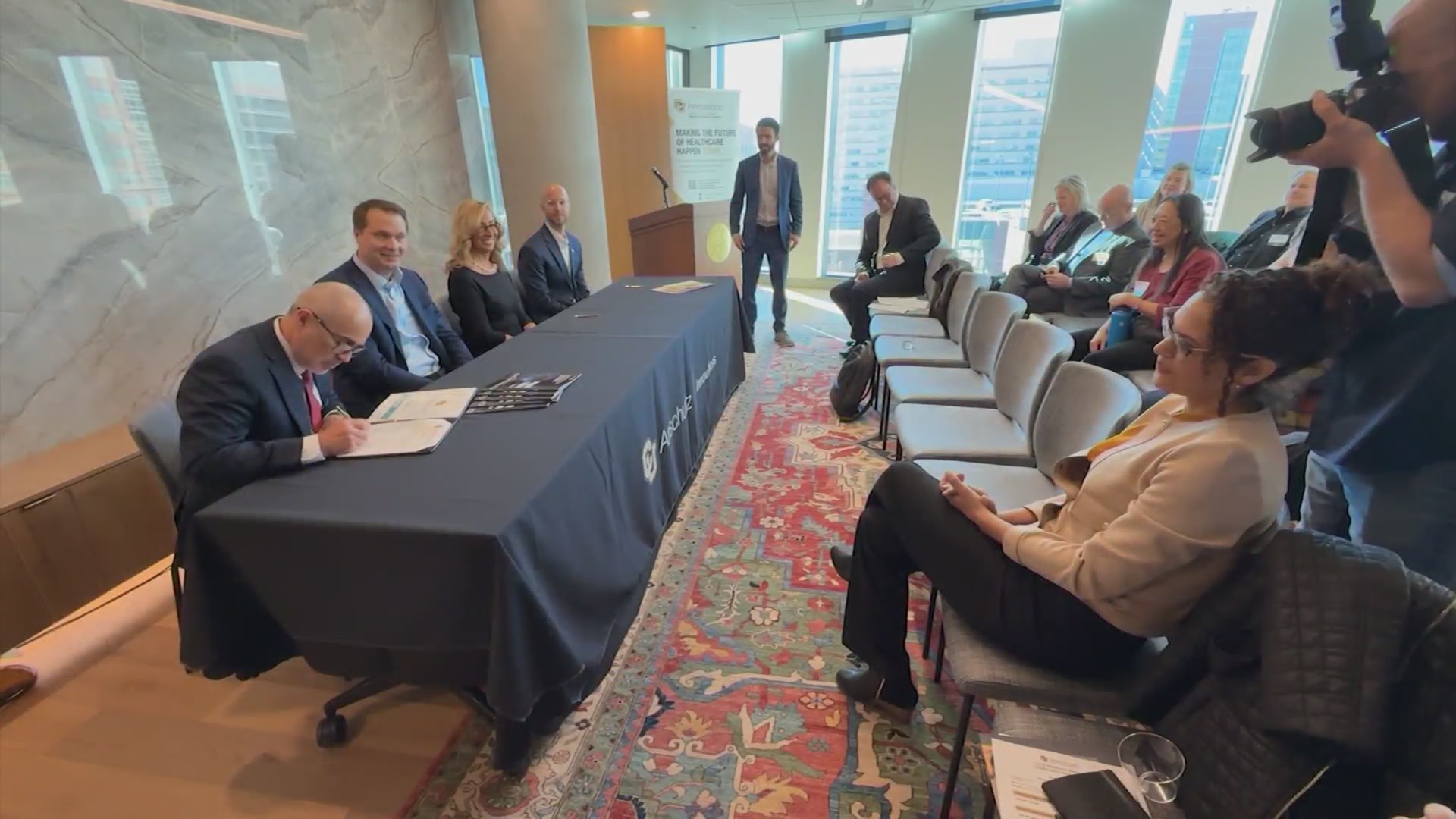 University of Colorado campuses sign research agreement with Medtronic