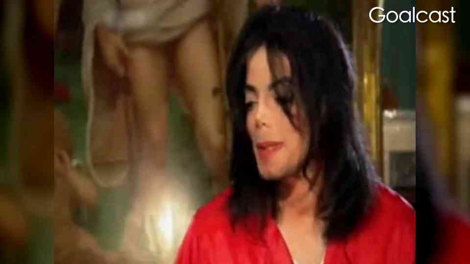 He didn’t want me to grow up Brooke Shields reveals the truth about MJ