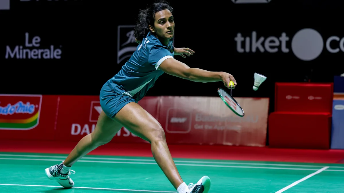 Why PV Sindhu was shown a red card during her Indonesia Masters ...