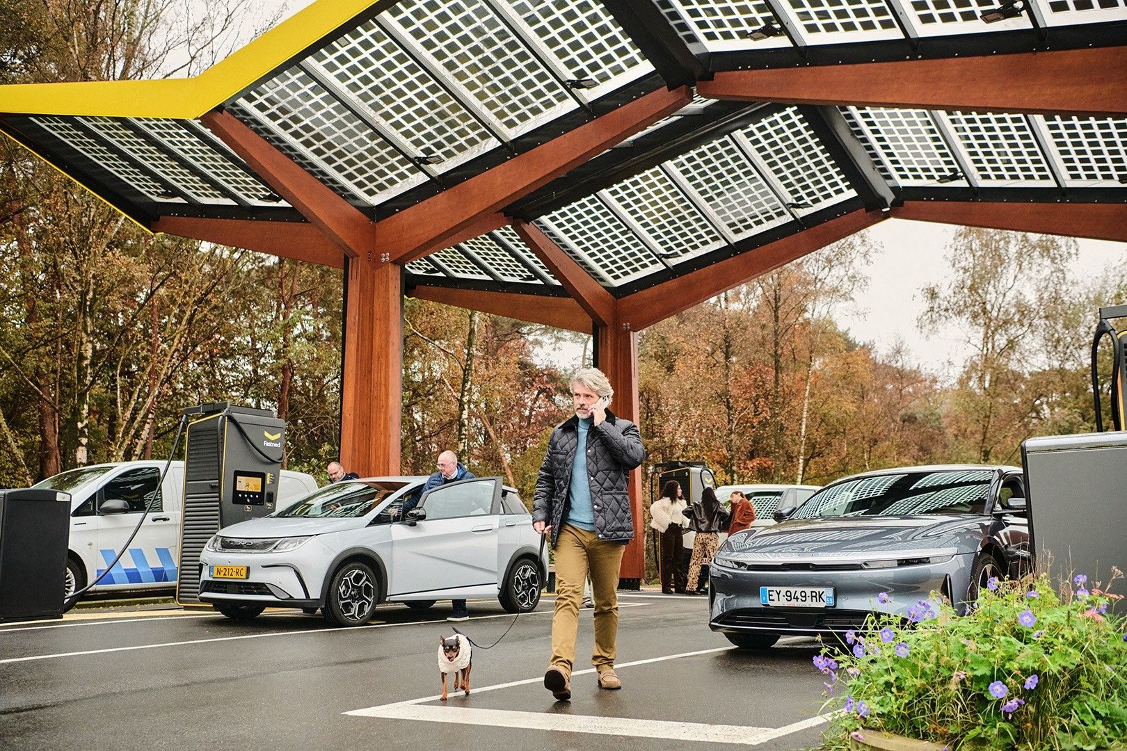 Fastned accorde 10 % de remise sur la recharge rapide : on vous dit ...
