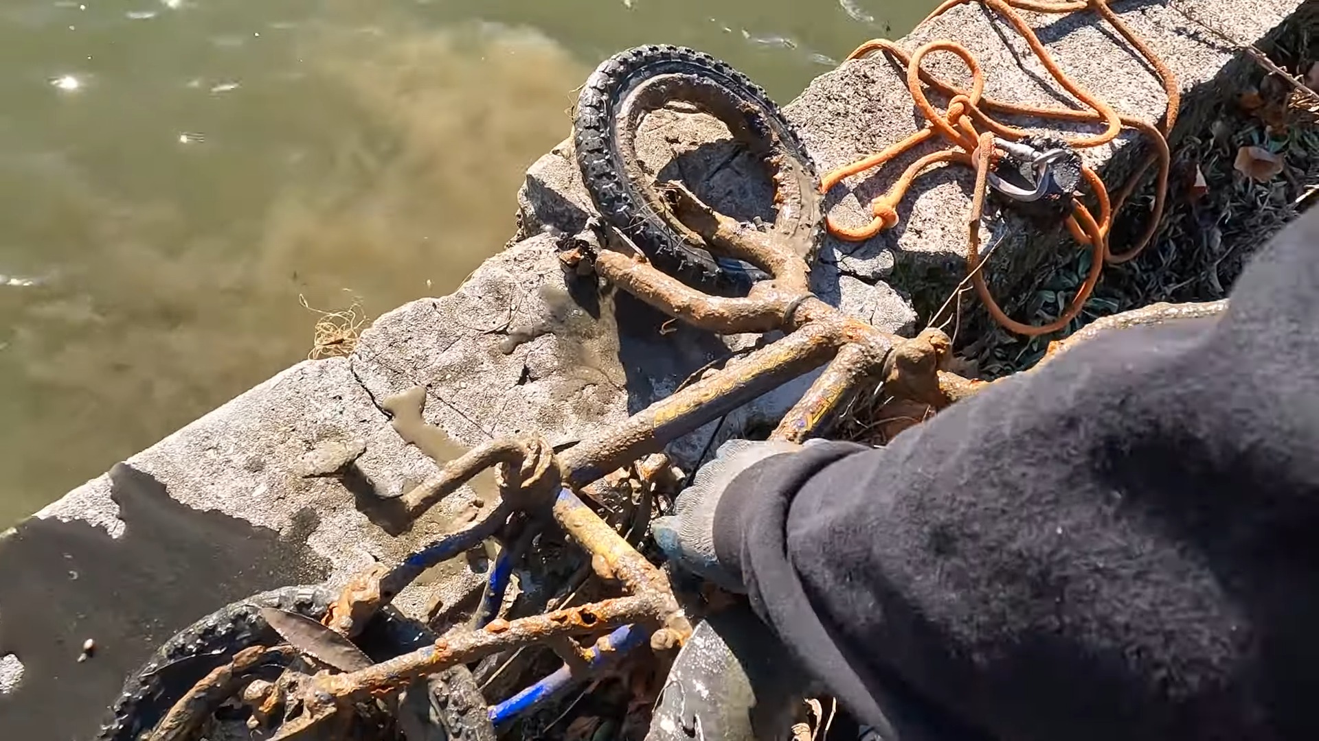 This magnet fishing find didn’t look right at all