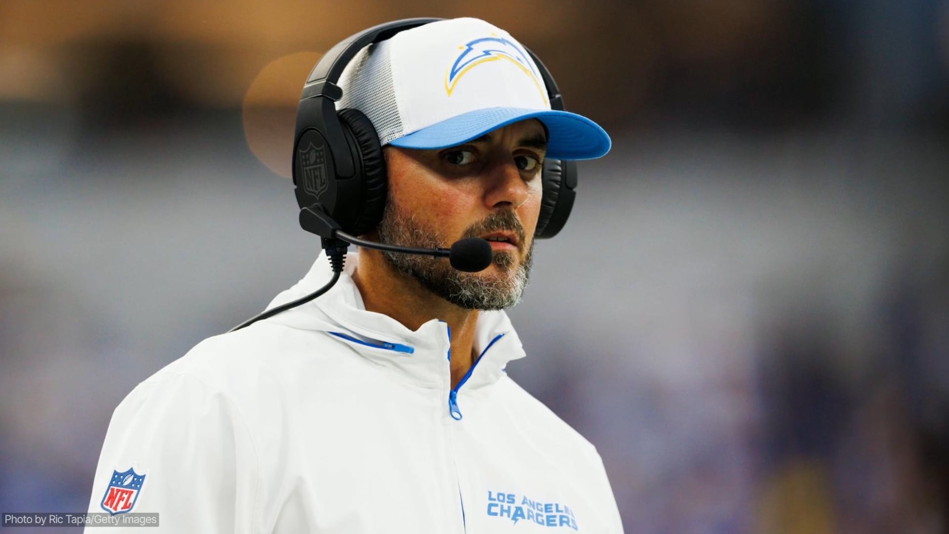 Ravens name Chargers DC Minter new head coach