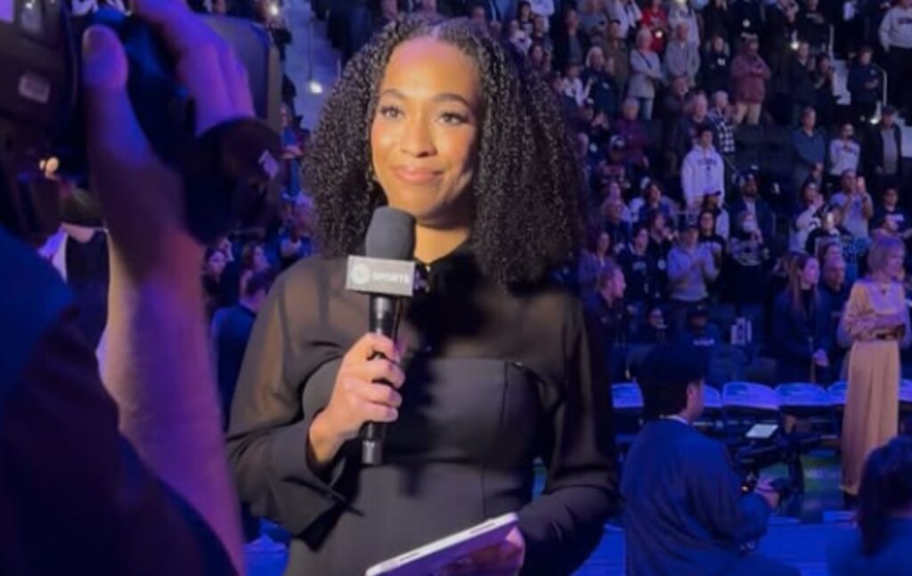 Autumn Johnson reveals her Week 12 starting lineup