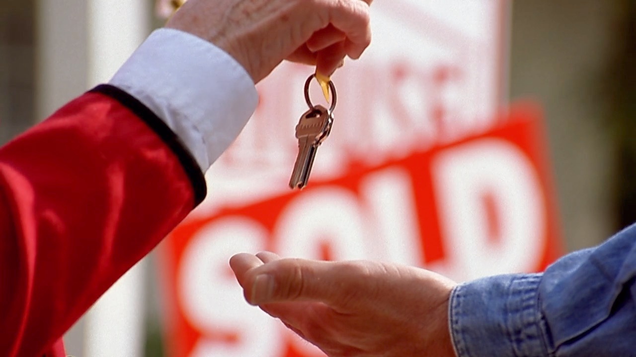 How the pandemic continues to shape the way people buy homes