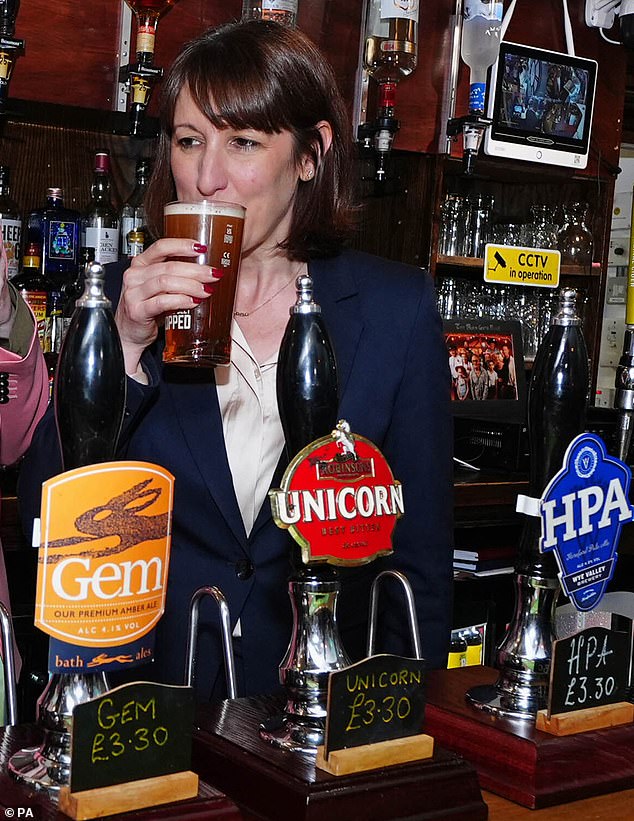 Wetherspoon boss Sir Tim Martin reveals why he took mixed grill off the ...